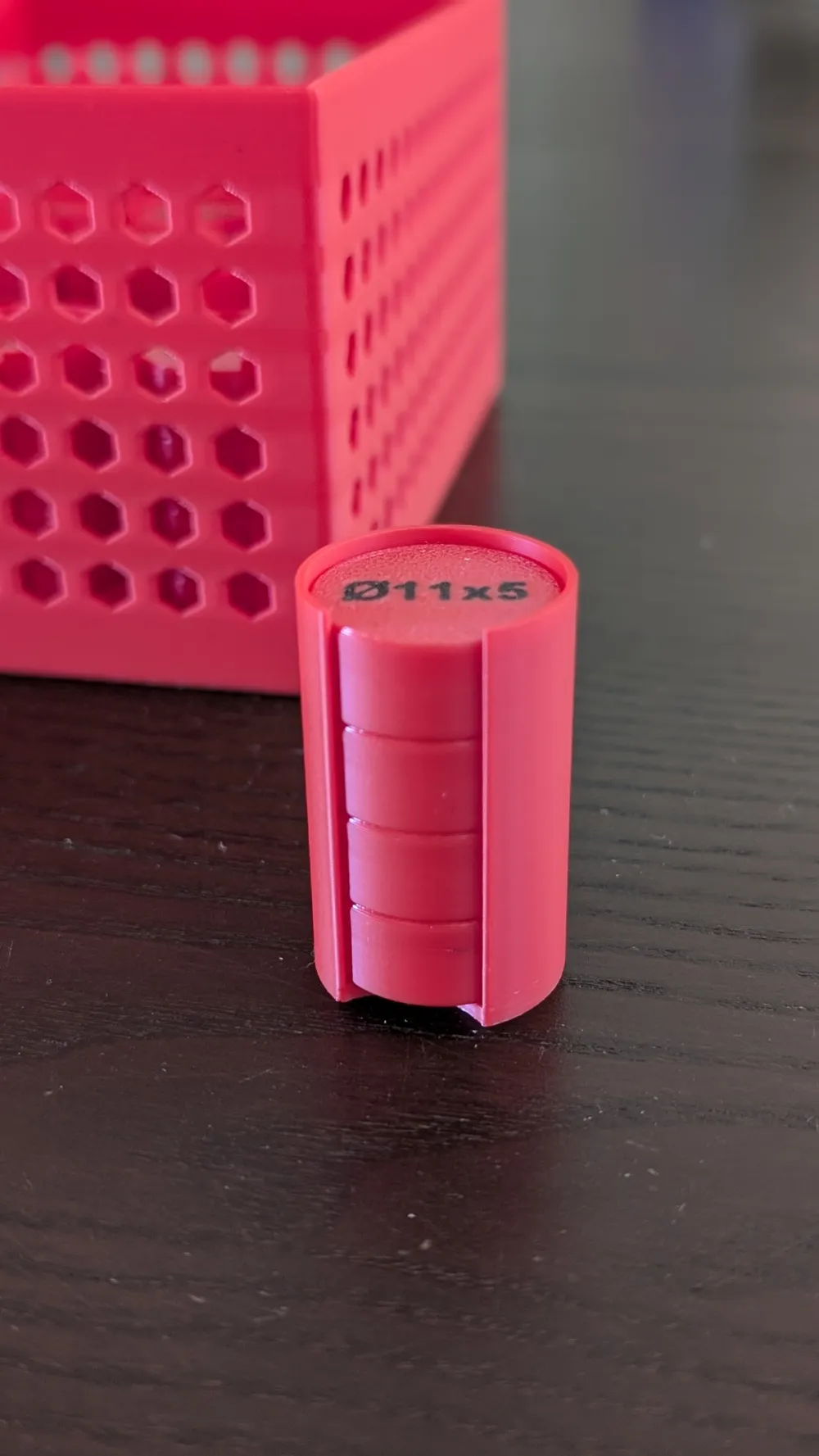 Magnet Organizer Storage (with lid tubes) by Spence3D MakerWorld ...