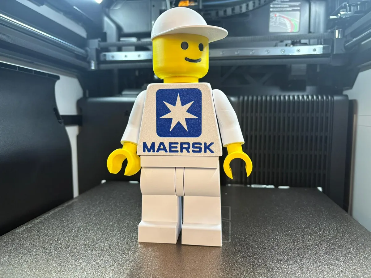 Brickman Maersk 20cm Figur 500% - Free 3D Print Model - MakerWorld