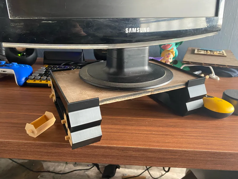 Monitor risers with drawers by Marlon Delgado - MakerWorld