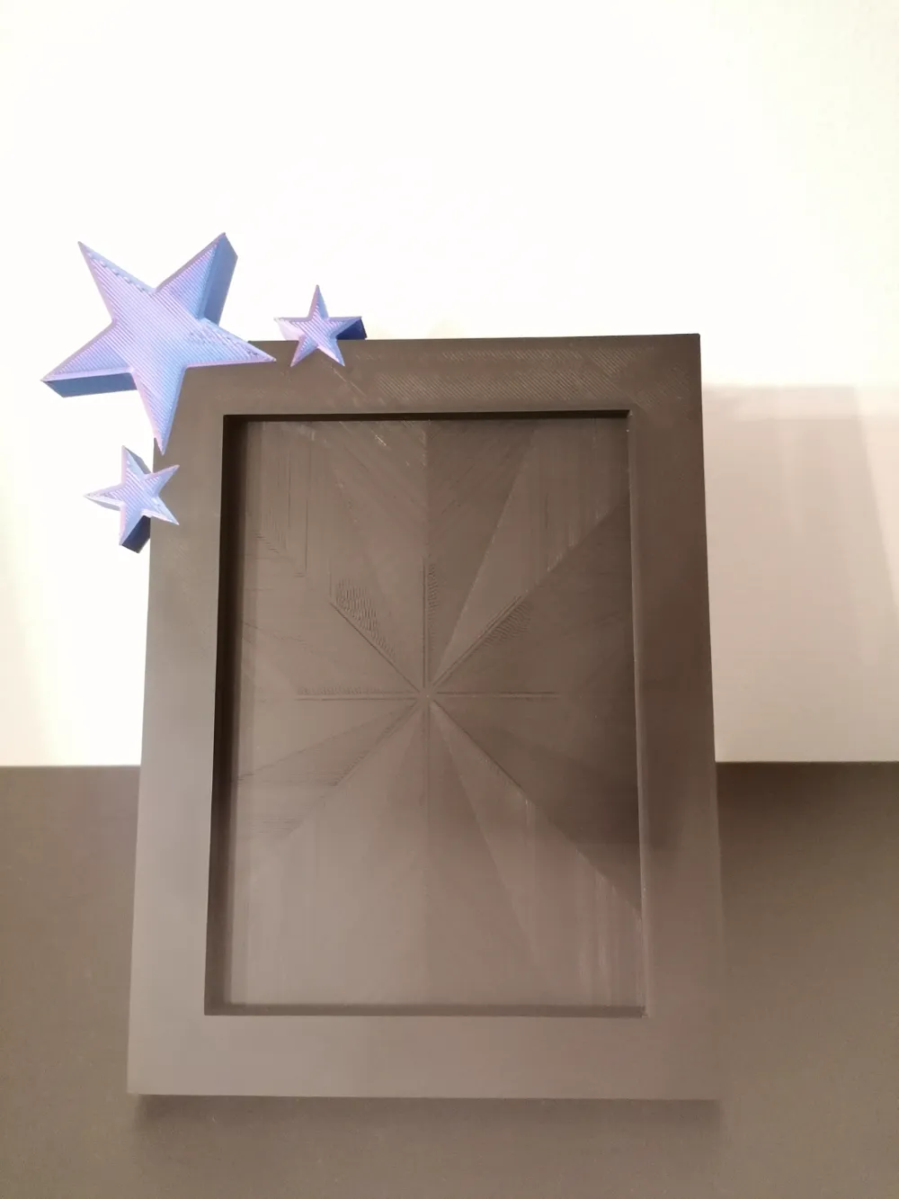 Star/Cloud Picture Frame by PrintOne Maker - MakerWorld