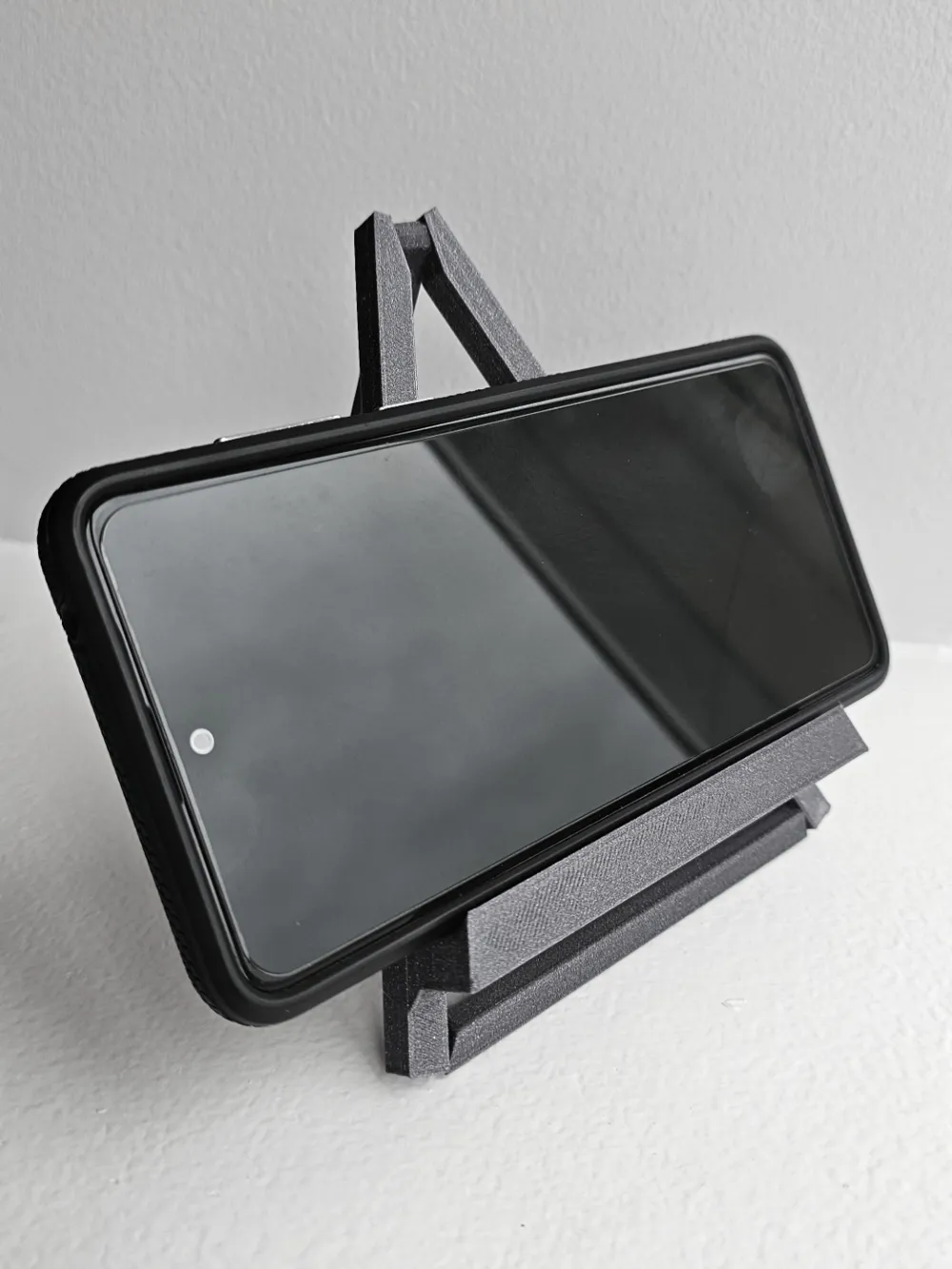 Adjustable foldable easel phone and tablet stand - Free 3D Print Model ...