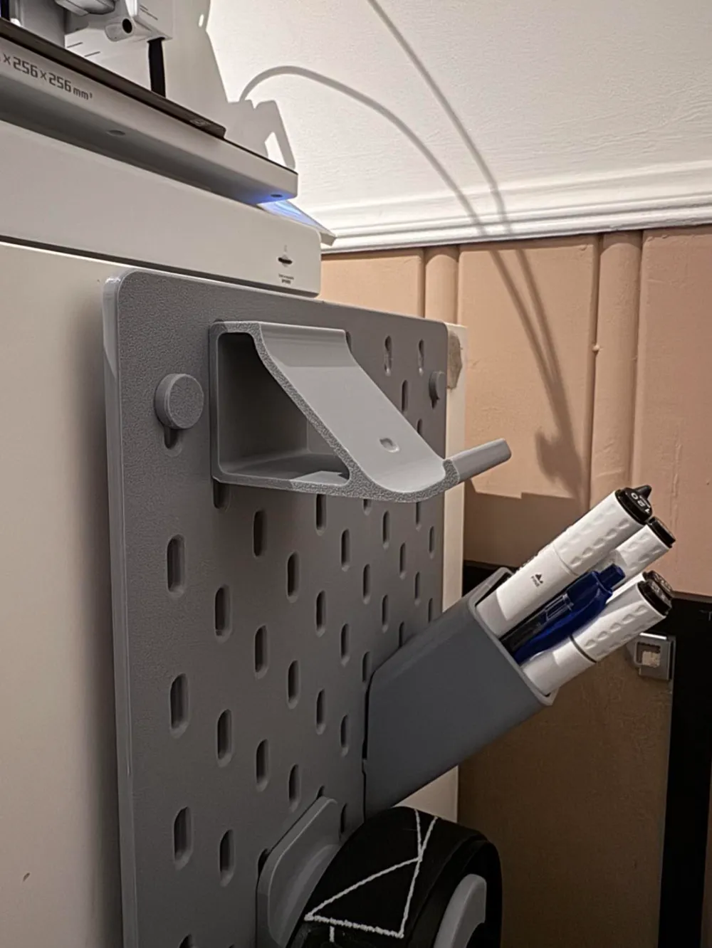 8BitDo Ultimate 2C IKEA Skadis Stand/Mount Remixed by TerrorDOSMakerWorld: Download Free 3D Models