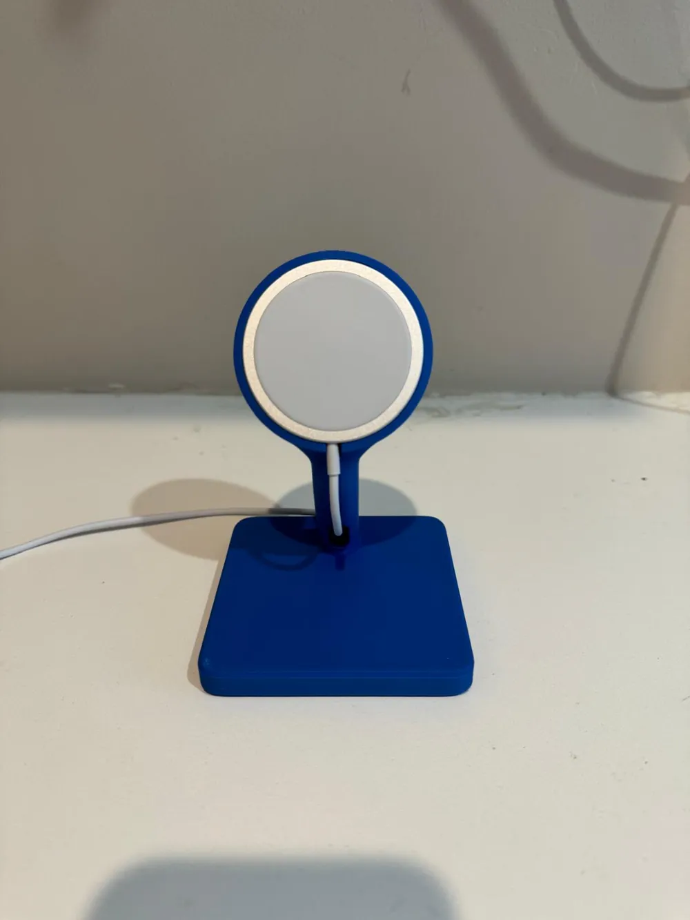 Magsafe Charger Stand (increased angle) - Free 3D Print Model - MakerWorld