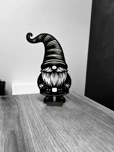 Santa's Gnome 2d by Doxico - MakerWorld