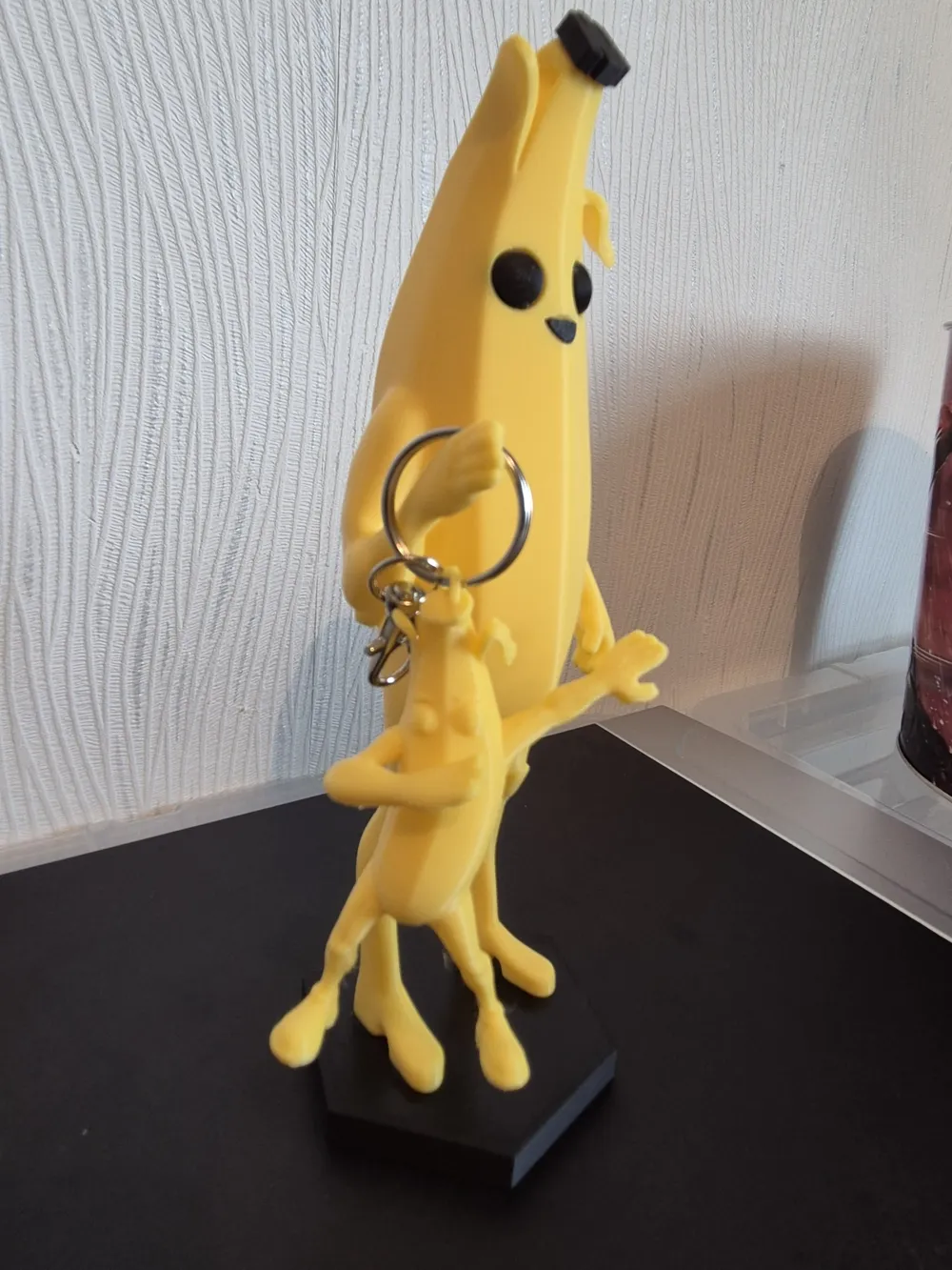 Dabbing Peely - Fortnite keyring by chelleshocks MakerWorld: Download ...