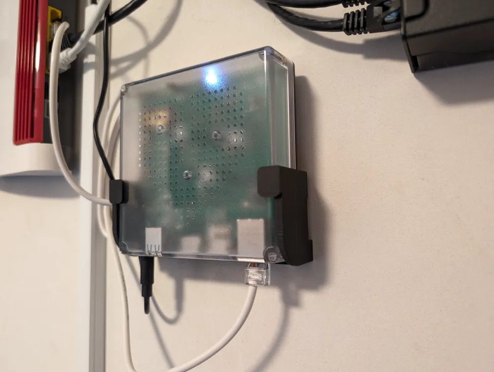 Wallmount for Home Assistant Green by Patte Santos MakerWorld: Download Free 3D Models