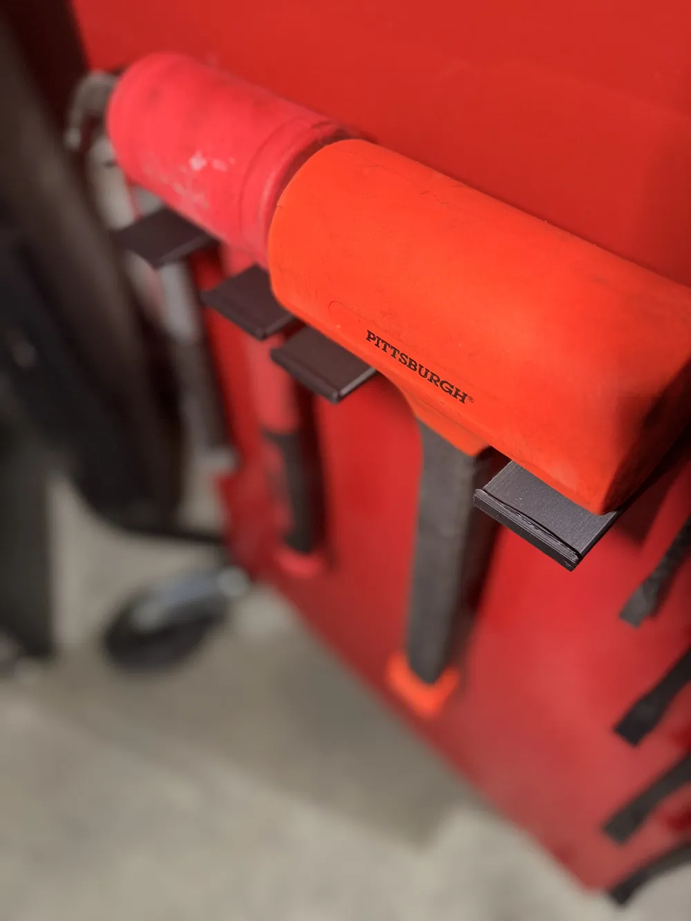 Magnetic Hammer Hanger – Dead Blow & Standard - Free 3D Print Model ...