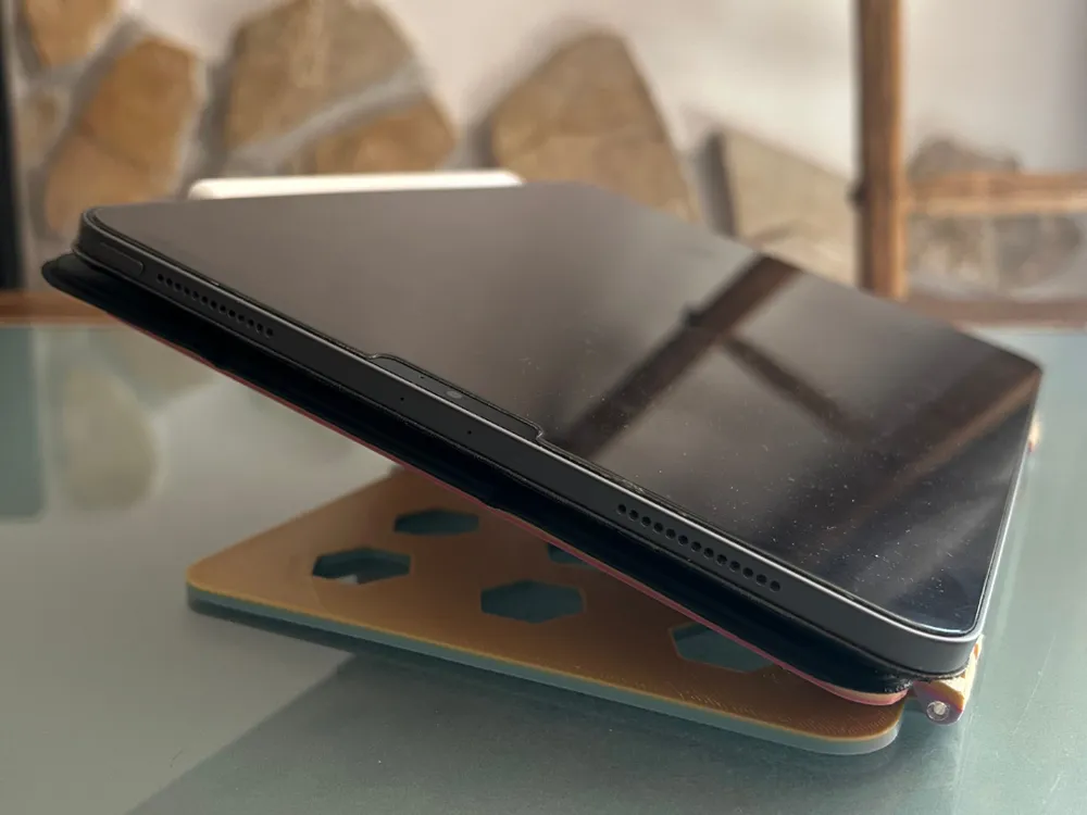iPad/Tablet drawing stand - Free 3D Print Model - MakerWorld