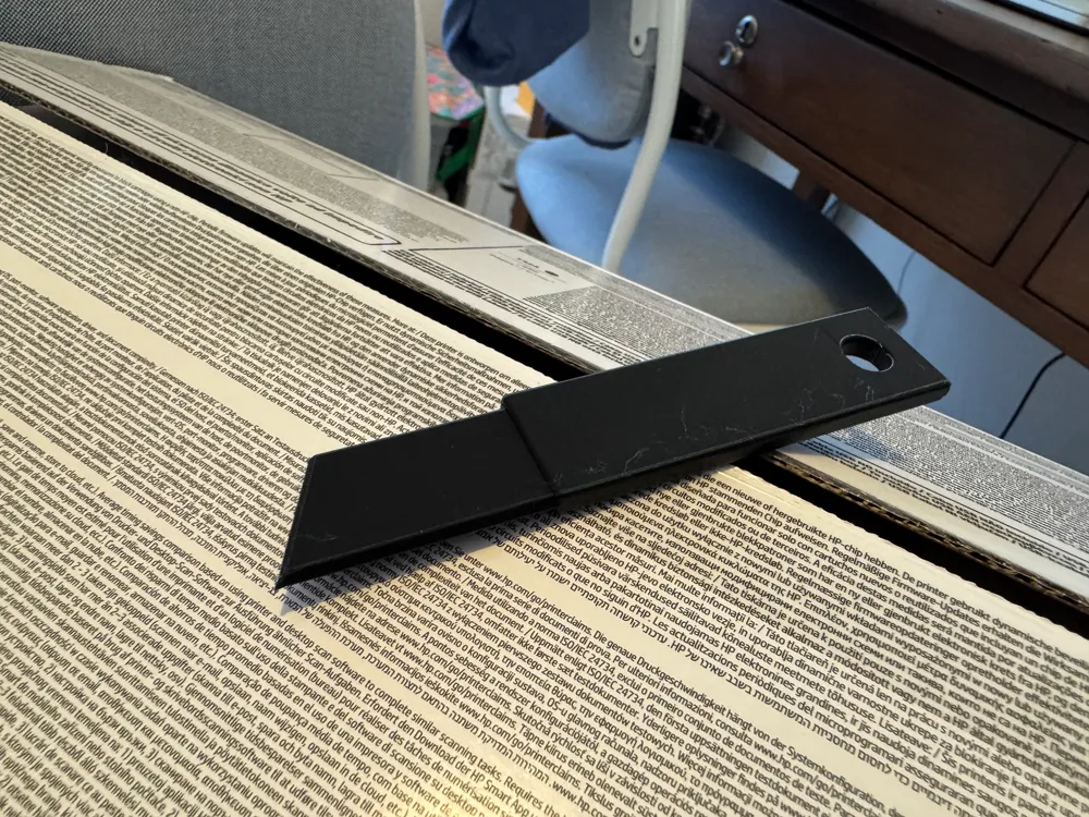 Child safe box and parcel opener cutter by John Connor - MakerWorld