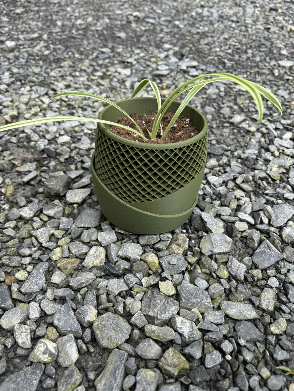 Mesh Sideways planter - Free 3D Print Model - MakerWorld