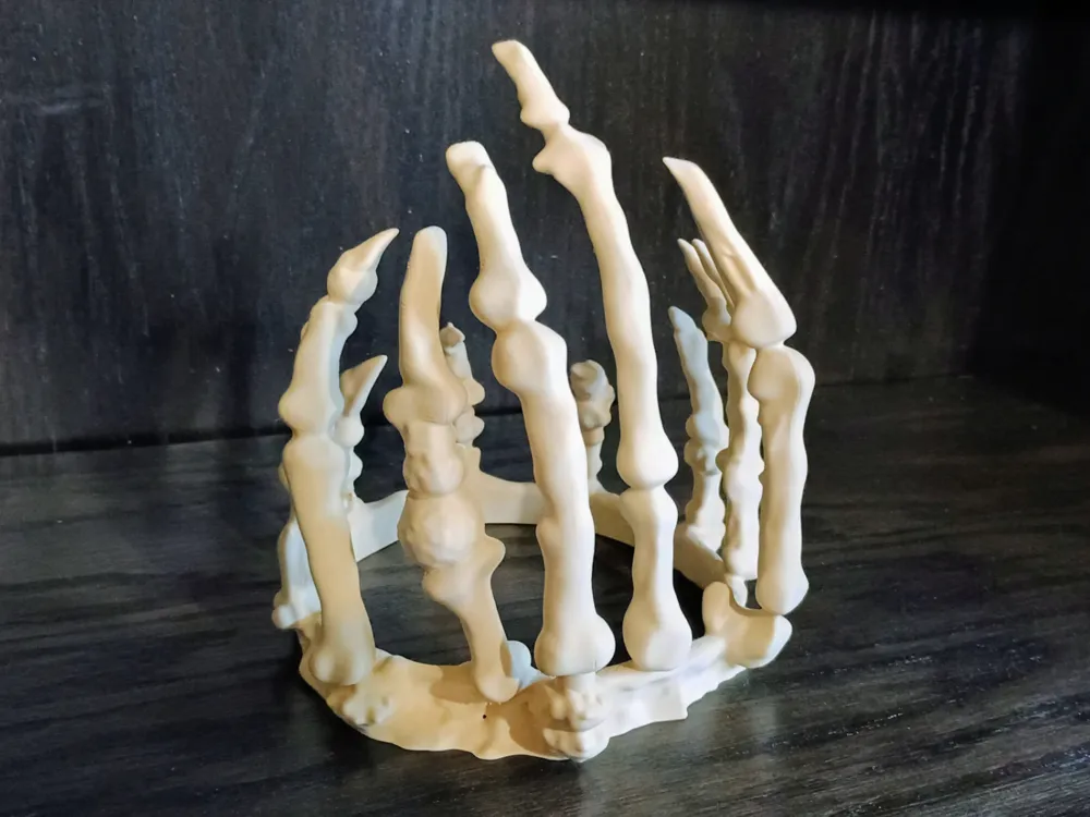 Bone Crown by Q 3D Design MakerWorld: Download Free 3D Models