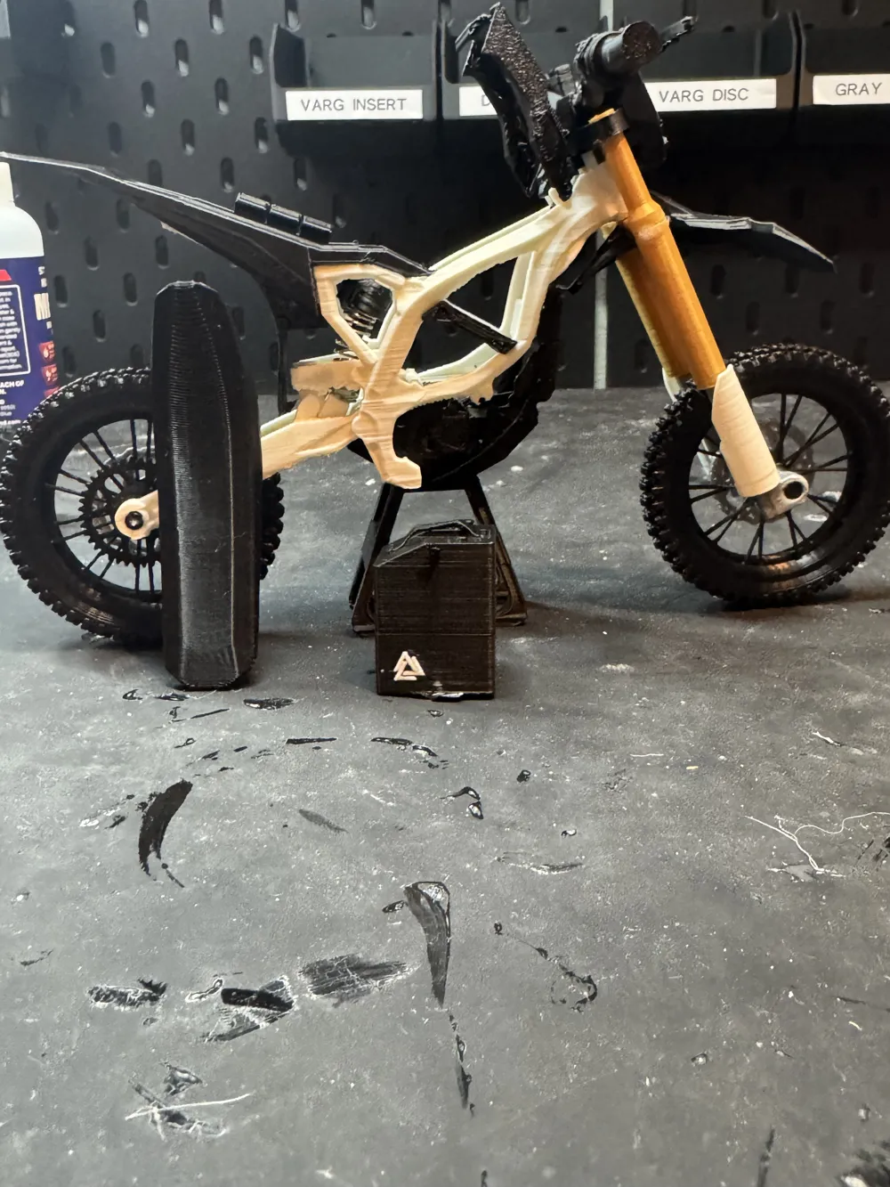 Mini Surron Ultra Bee Chi - Free 3D Print Model - MakerWorld
