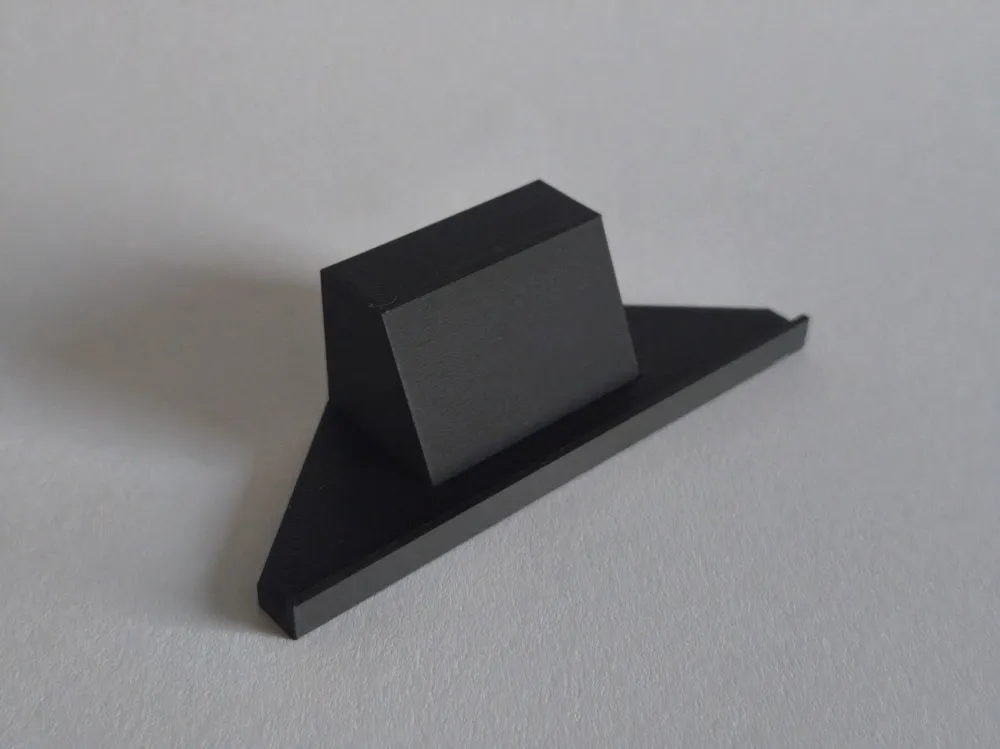 Angled Stand / Easel for Signs, Photos by Denise MakerWorld: Download ...