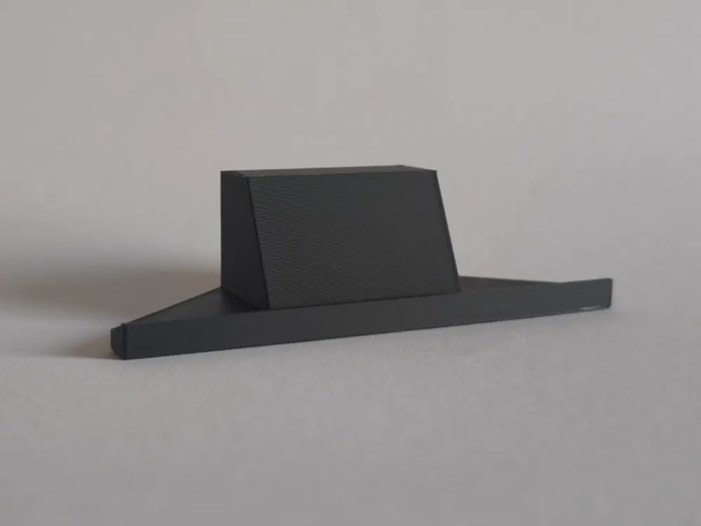 Angled Stand / Easel for Signs, Photos by Denise MakerWorld: Download ...