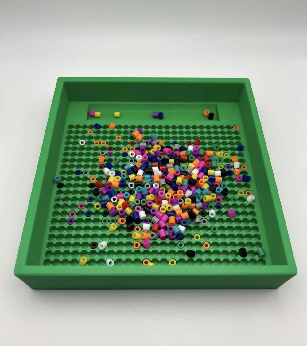 Perler/Fuse Bead Orienter by Lettuce MakerWorld: Download Free 3D Models