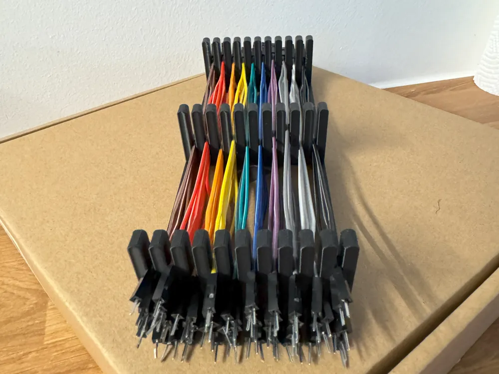 Arduino Jumper Wire organizer Remixed by SnaXD MakerWorld: Download ...