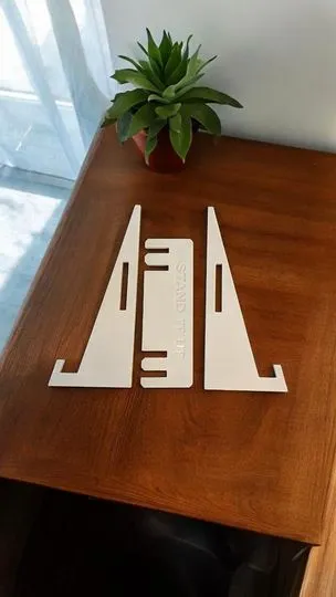Simple Stand It up Display - Book, Toys, More.... - Free 3D Print Model ...
