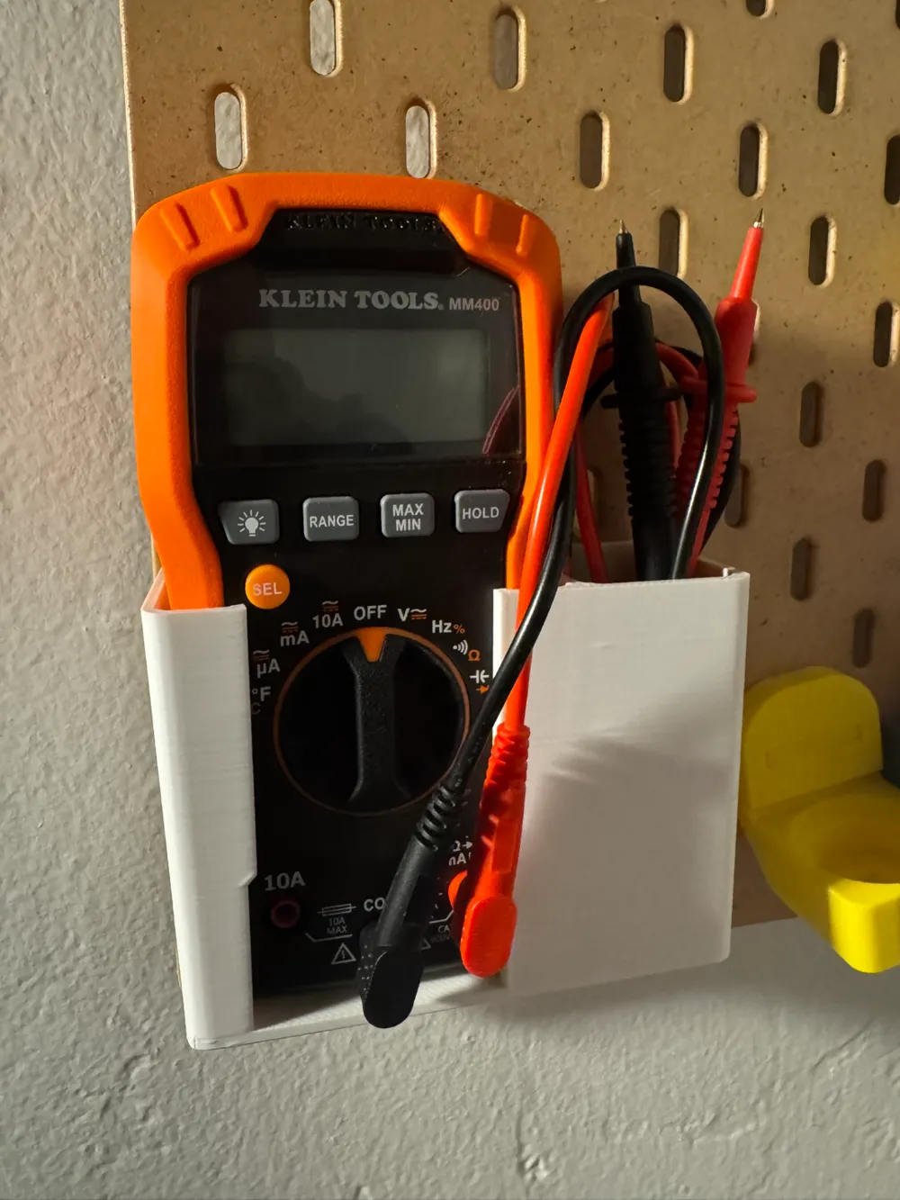 Klein Tools MM400 Multimeter Holder for Skadis by Ichisaur - MakerWorld