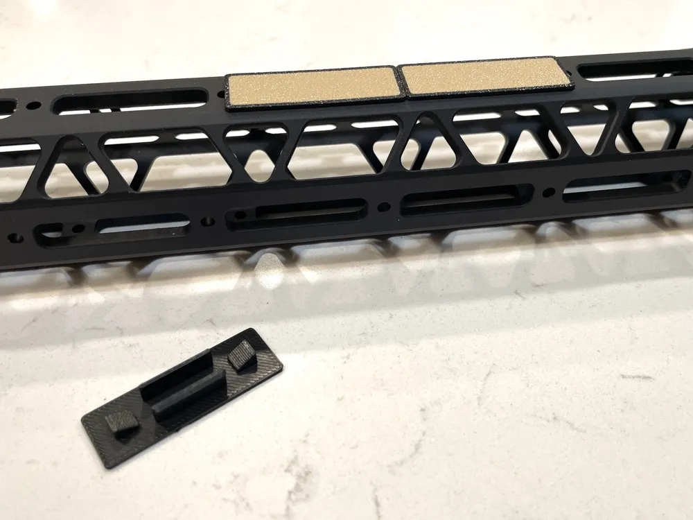 (Snap In) M-LOK Rail Charm Two Tone by Print Locker MakerWorld ...