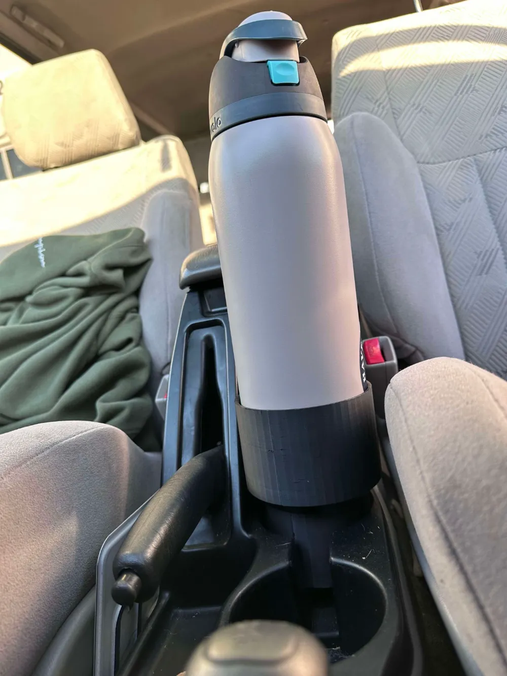 96-02 4runner 40z Owala & Redbull Cup Adaptor by dejedani MakerWorld ...