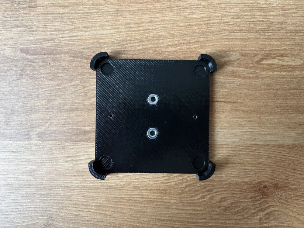 GMKtec NucBox5 attacco a coda di rondine Vixen / Losmandy - Modello di ...