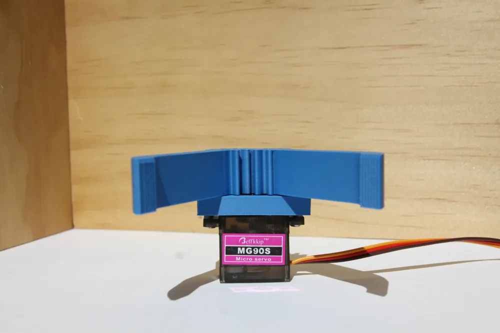 Claw for MG90S Micro Servo (Thick Claws) - Free 3D Print Model - MakerWorld