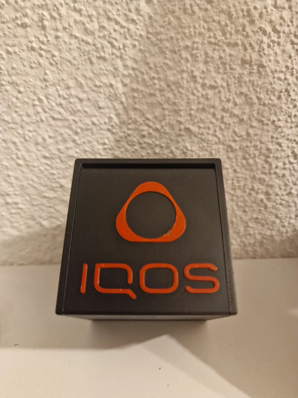 iqos box with magnet by mattia.deicco1994 - MakerWorld