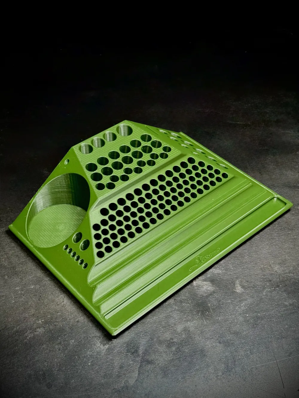 Pyramid Pro Tool Caddy by Tyler Made MakerWorld: Download Free 3D Models