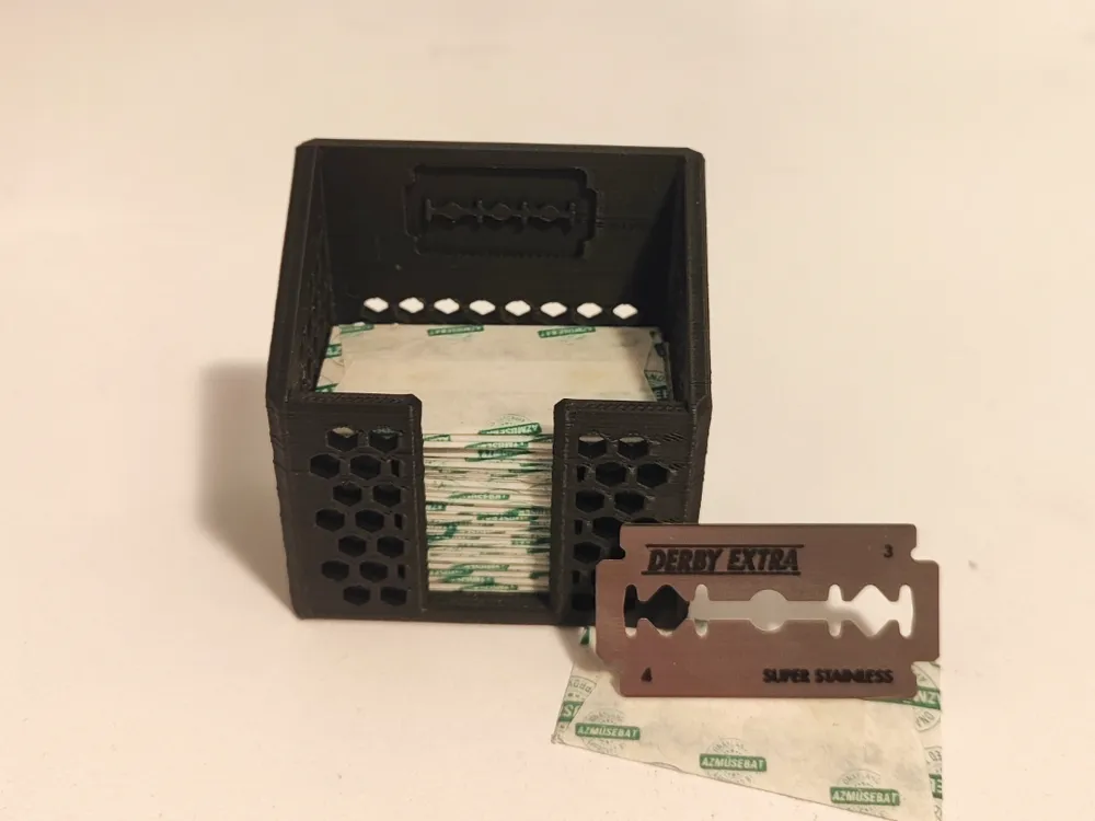 Hex Pattern Razor Blade Storage Box (50pcs) by Mateusz Tokarz ...