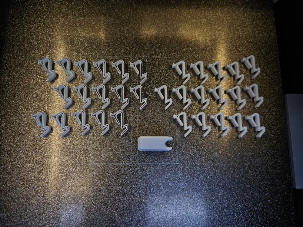 Remixed Clips and Plug for LED Riser Modular Remixed by chrismaddahl ...