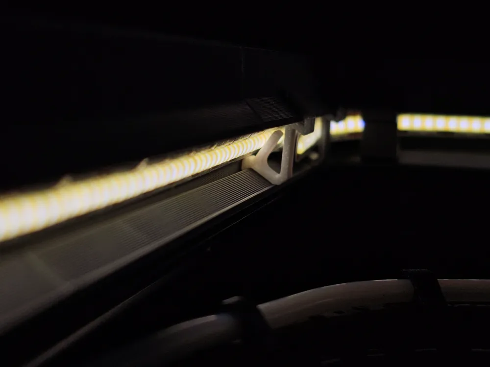 Remixed Clips and Plug for LED Riser Modular Remixed by chrismaddahl ...