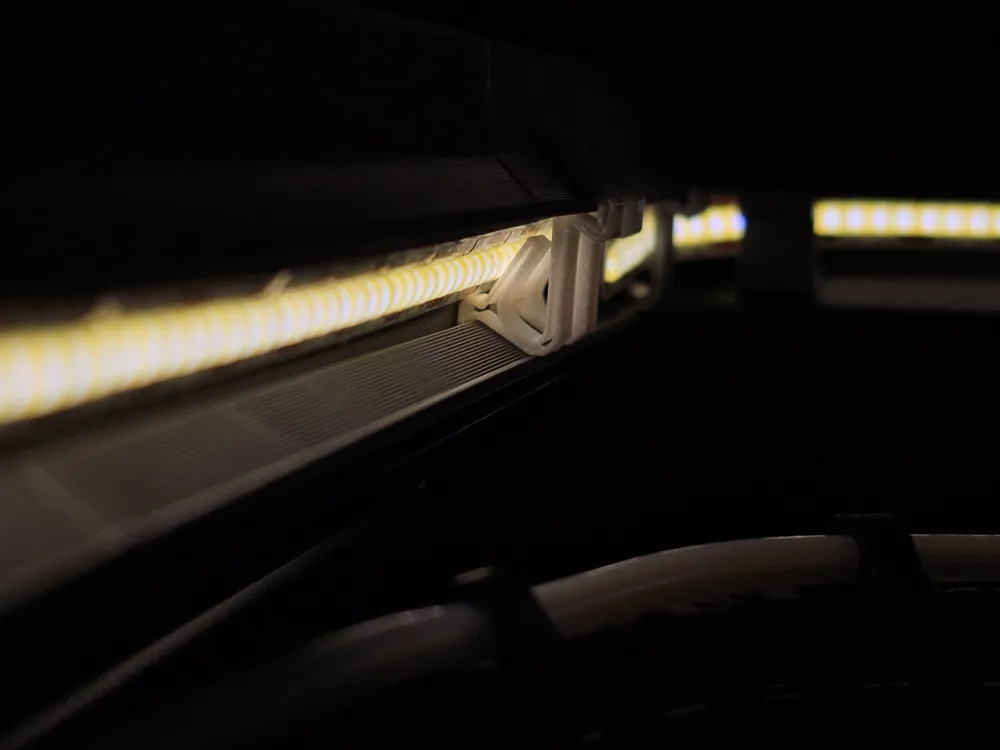 Remixed Clips and Plug for LED Riser Modular Remixed by chrismaddahl ...