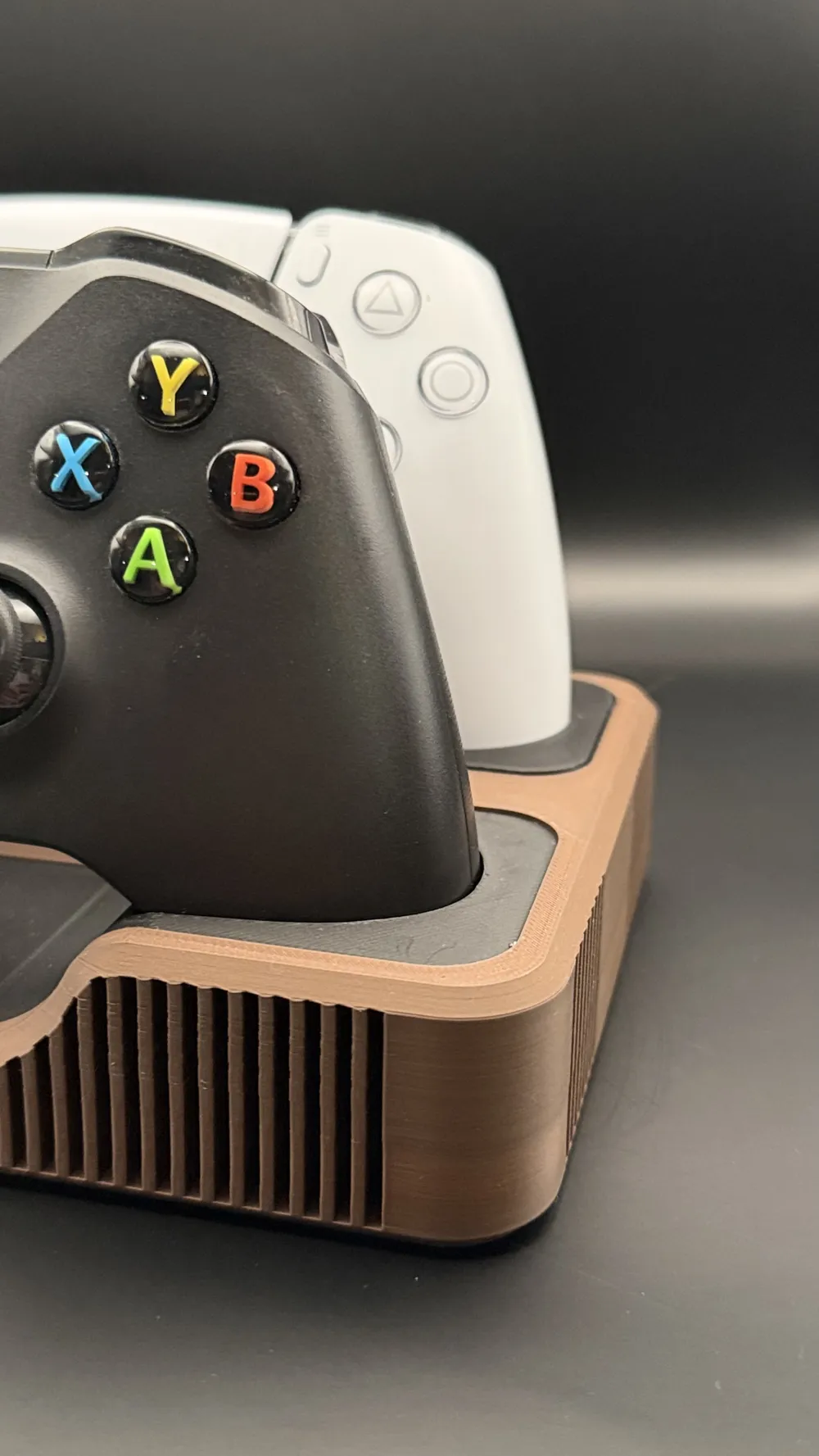 Dual Controller stand for XBOX and PS5 - Free 3D Print Model - MakerWorld