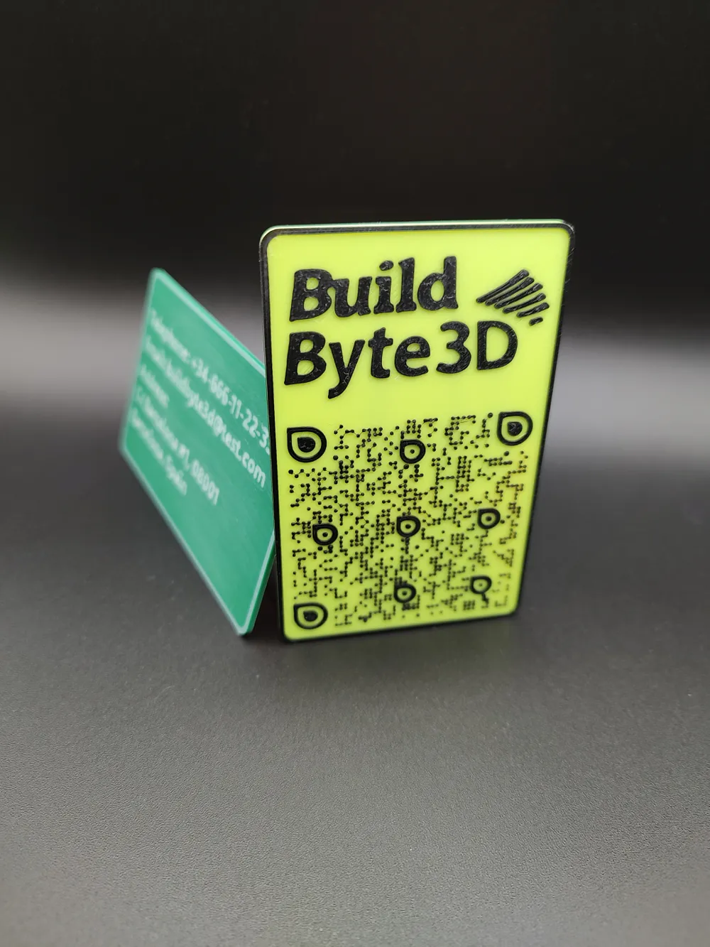 QR vcard credit card sized generator by BuildByte3D MakerWorld ...
