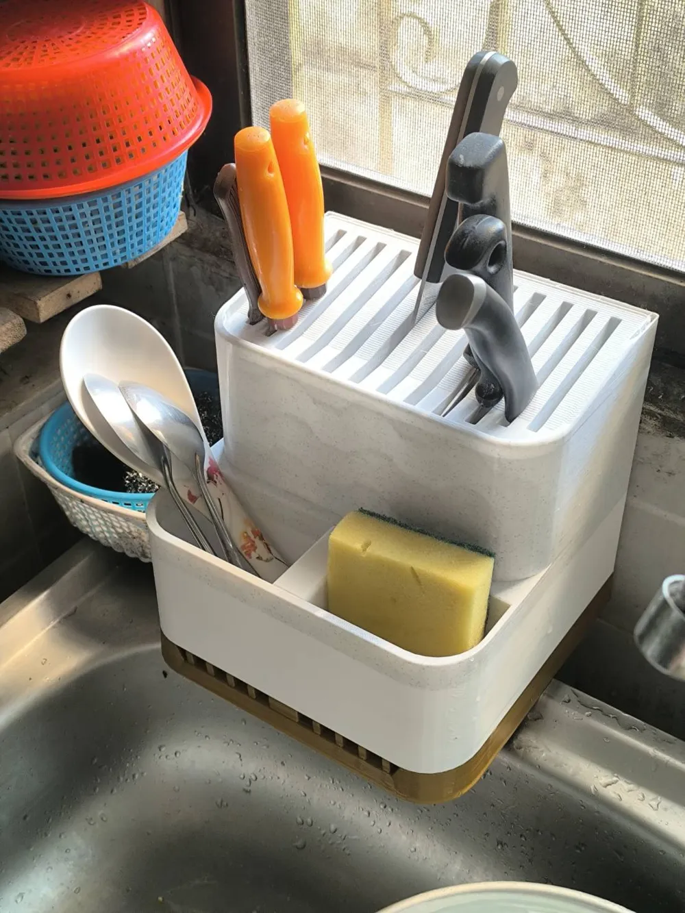 3Dプリント 菜切り包丁/調理器具引き出し 水切り付き - 無料3Dモデル -MakerWorld