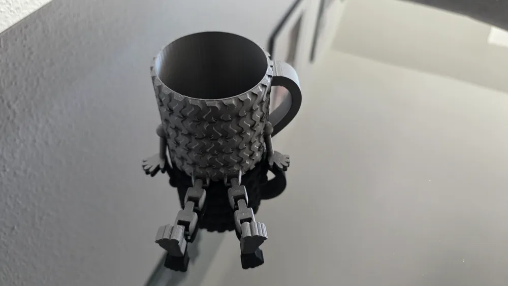 Tire Mug, cup with articulated legs and regular - Free 3D Print Model ...