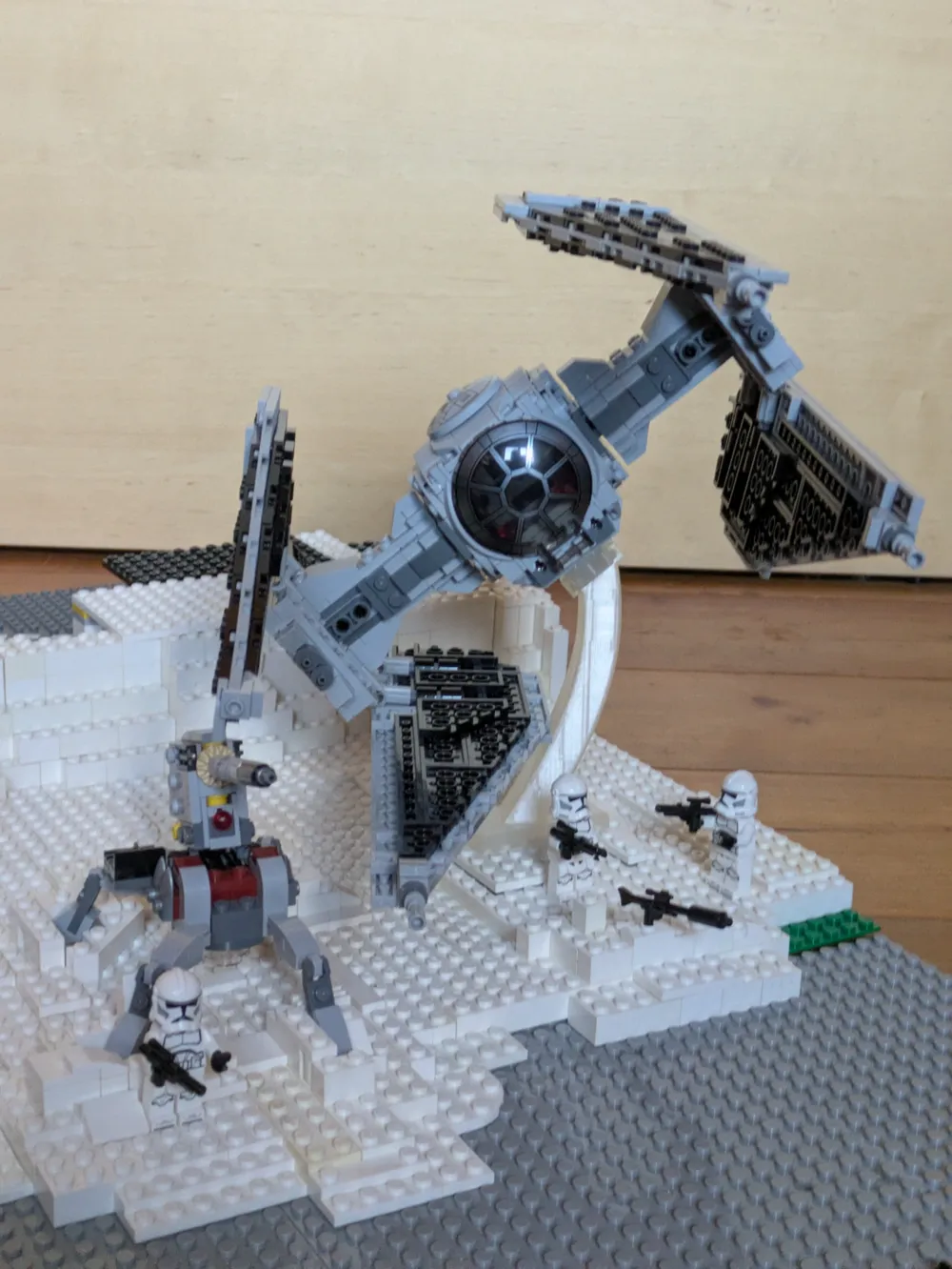 starwars brick spaceship stand for build Plates by morax - MakerWorld