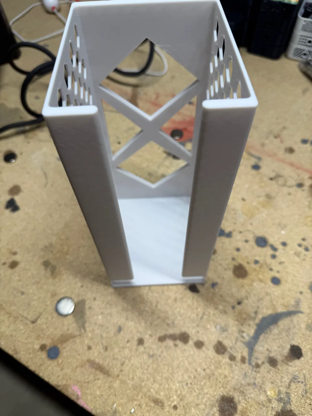 Magnetic Koozie Holder - Free 3D Print Model - MakerWorld