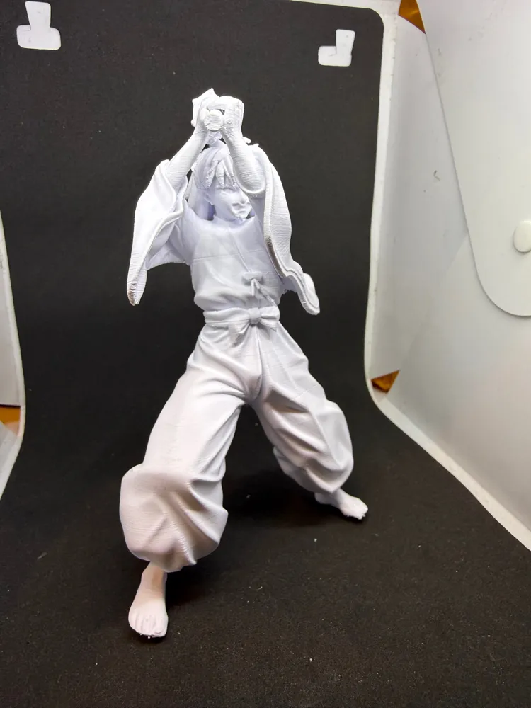 Inuyasha – Action Pose with Raised Sword - Free 3D Print Model - MakerWorld