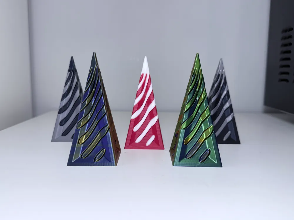 4D Impossible Passthrough Pyramid by F.E. Designs MakerWorld: Download ...