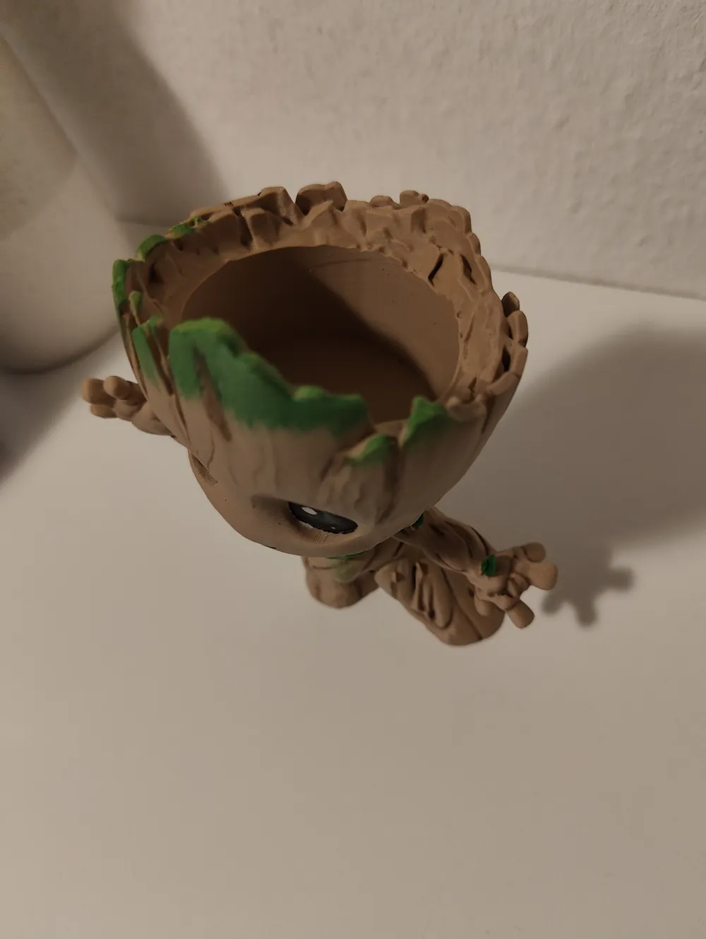 Baby Groot Dekofigur & Mini-Vase Marvel - Free 3D Print Model - MakerWorld