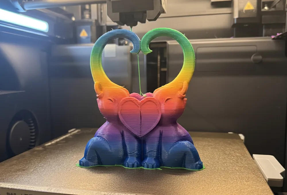 Elephants Forming Heart Shape - Valentine's Day - Free 3D Print Model ...