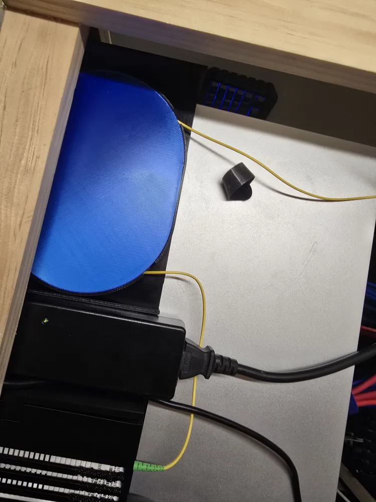 NBN FTTP NTD 1RU 安装套件 - 免费 3D 打印模型 - MakerWorld