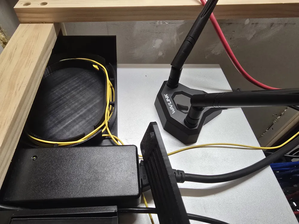 NBN FTTP NTD 1RU 安装套件 - 免费 3D 打印模型 - MakerWorld