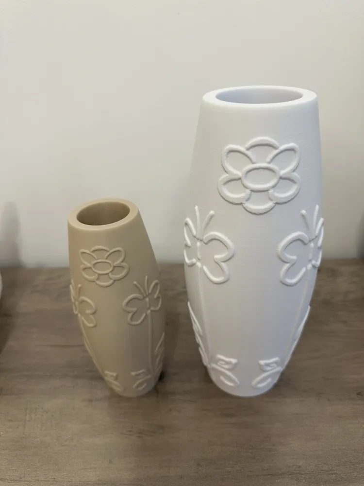 Vase with a spring pattern. - Free 3D Print Model - MakerWorld