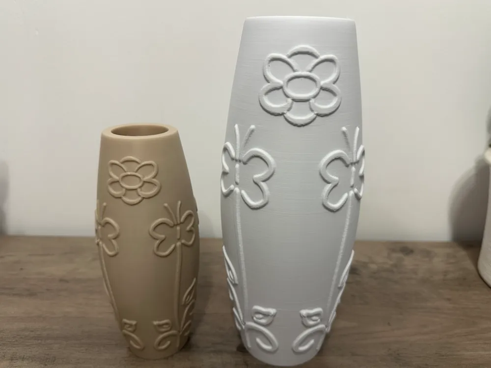 Vase with a spring pattern. - Free 3D Print Model - MakerWorld