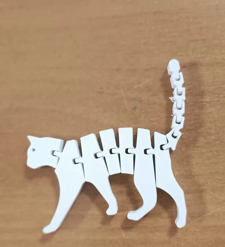 Flexy Cat by ManuGamer MakerWorld: Download Free 3D Models