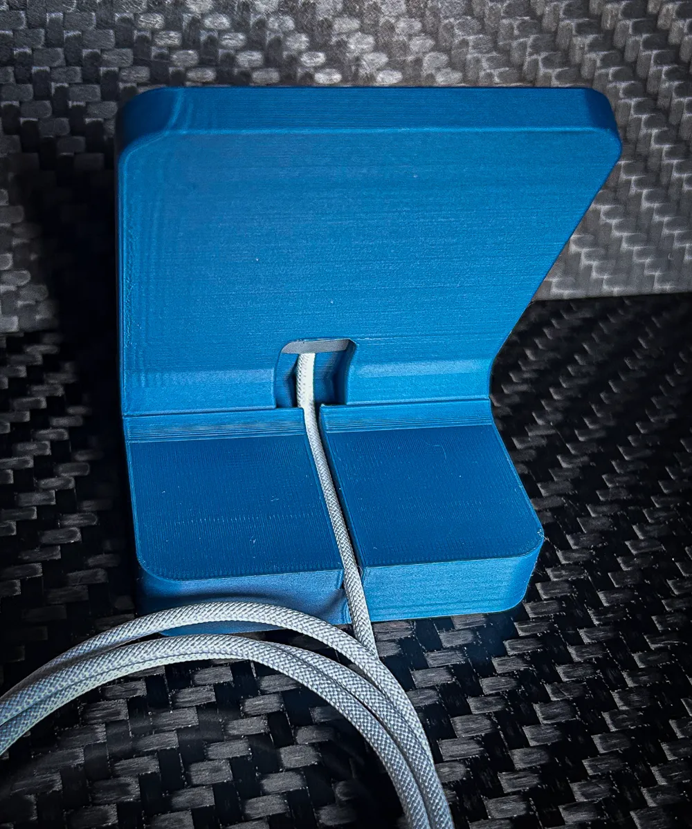 Magsafe charger stand by Niclas G - MakerWorld