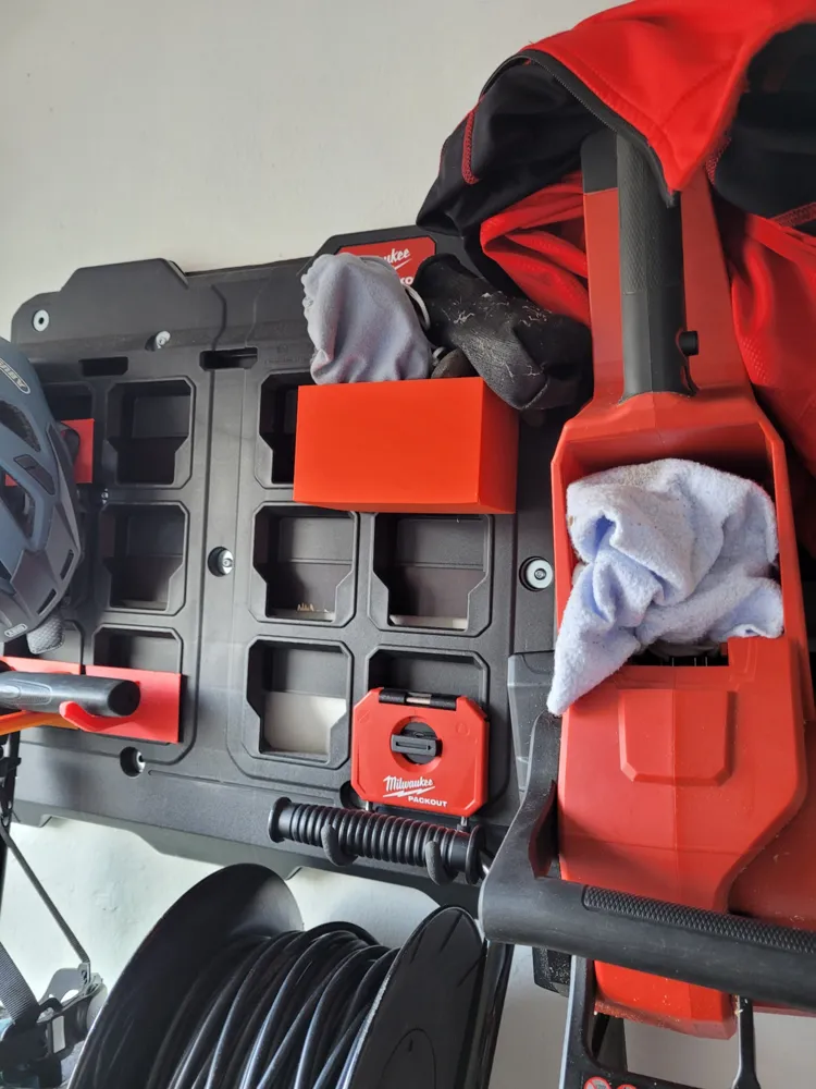 Milwaukee Packout wall - Free 3D Print Model - MakerWorld