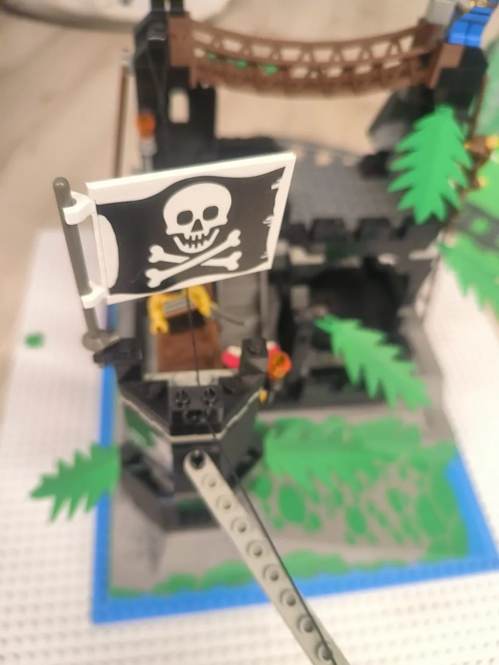 Brick pirate flag 6x4 - Free 3D Print Model - MakerWorld